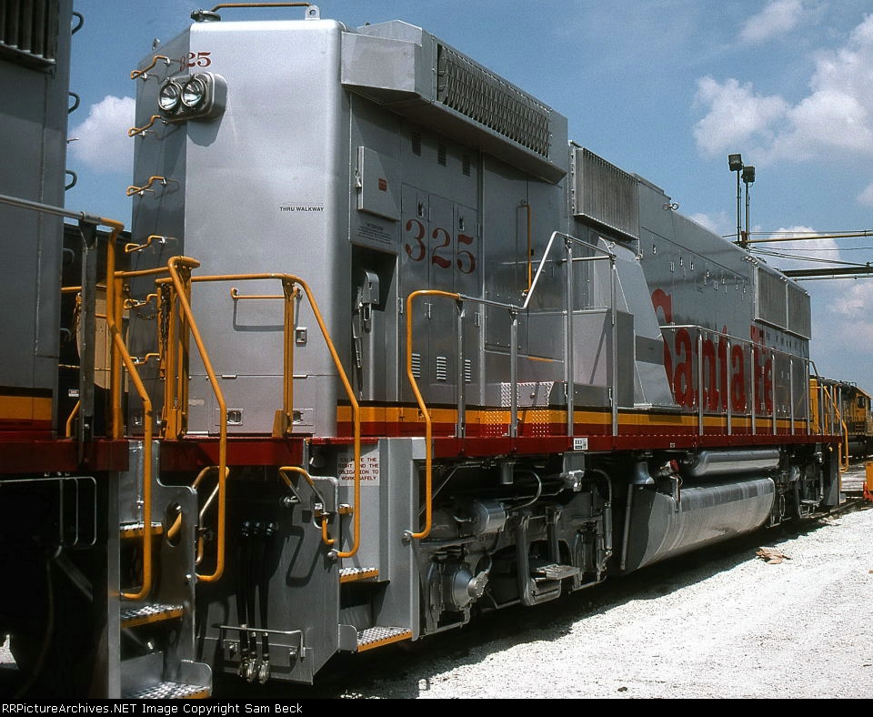 ATSF 325--GP60B